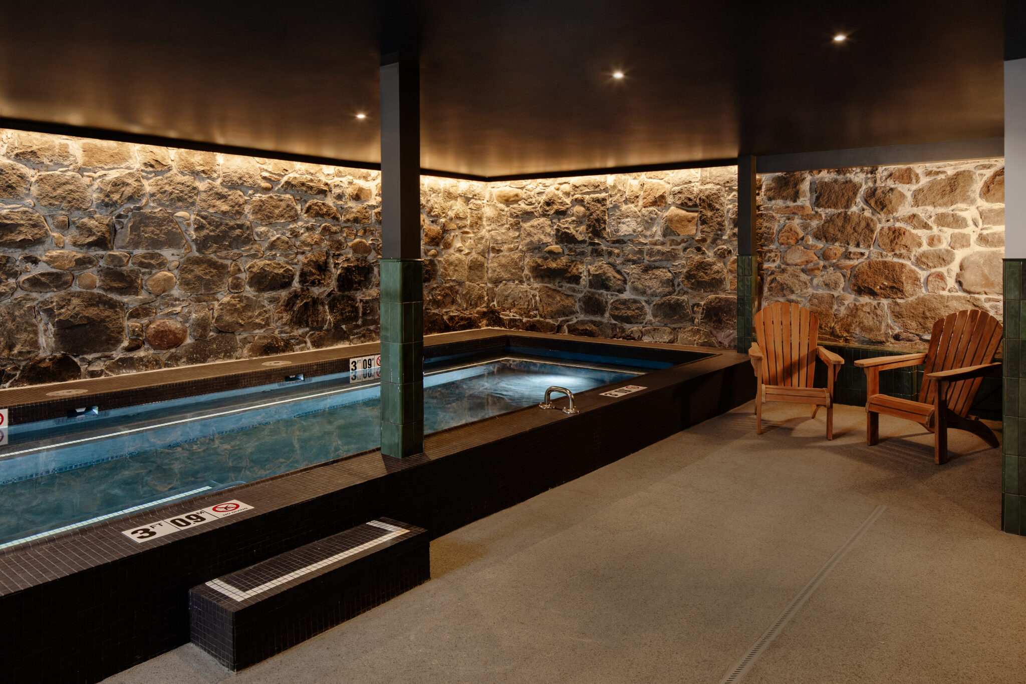 Spa in Hood River | Soaking Pool, Sauna & Massage at Lightwell Hotel
